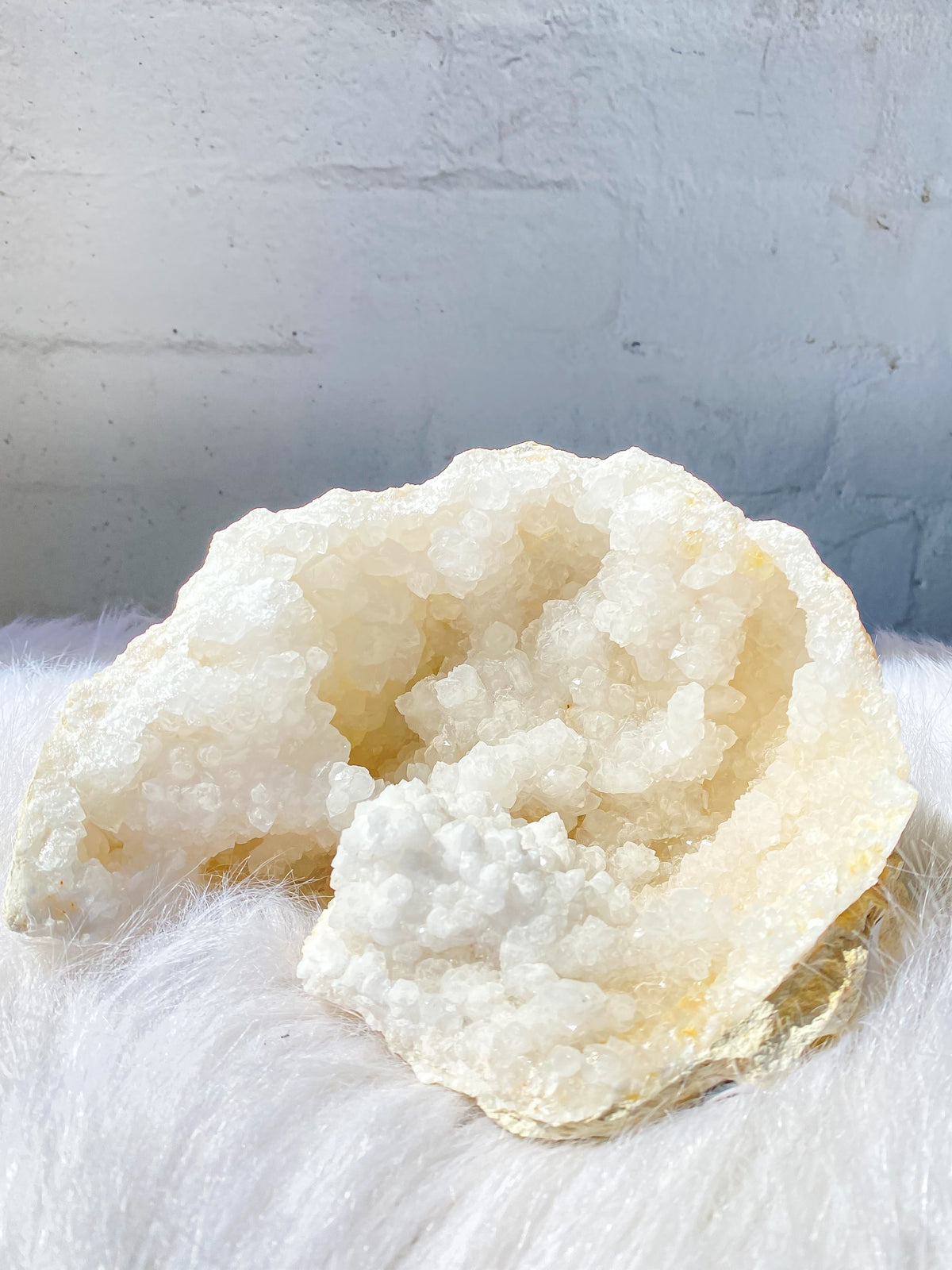 Quartz Thunder Sugar Geode - GT17 — Aus Crystals