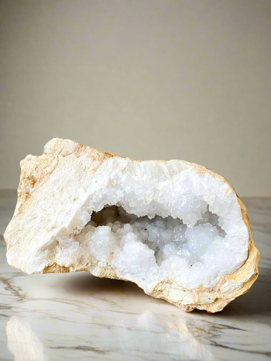 Quartz Thunder Sugar Geode *PICKUP ONLY* P04 — Aus Crystals